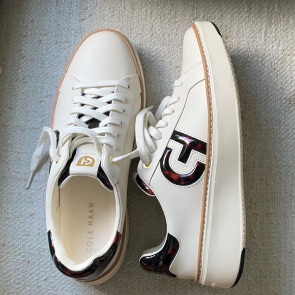 Cole Haan | Shoes | Cole Haan White And Black Sneakers Minimalist ...